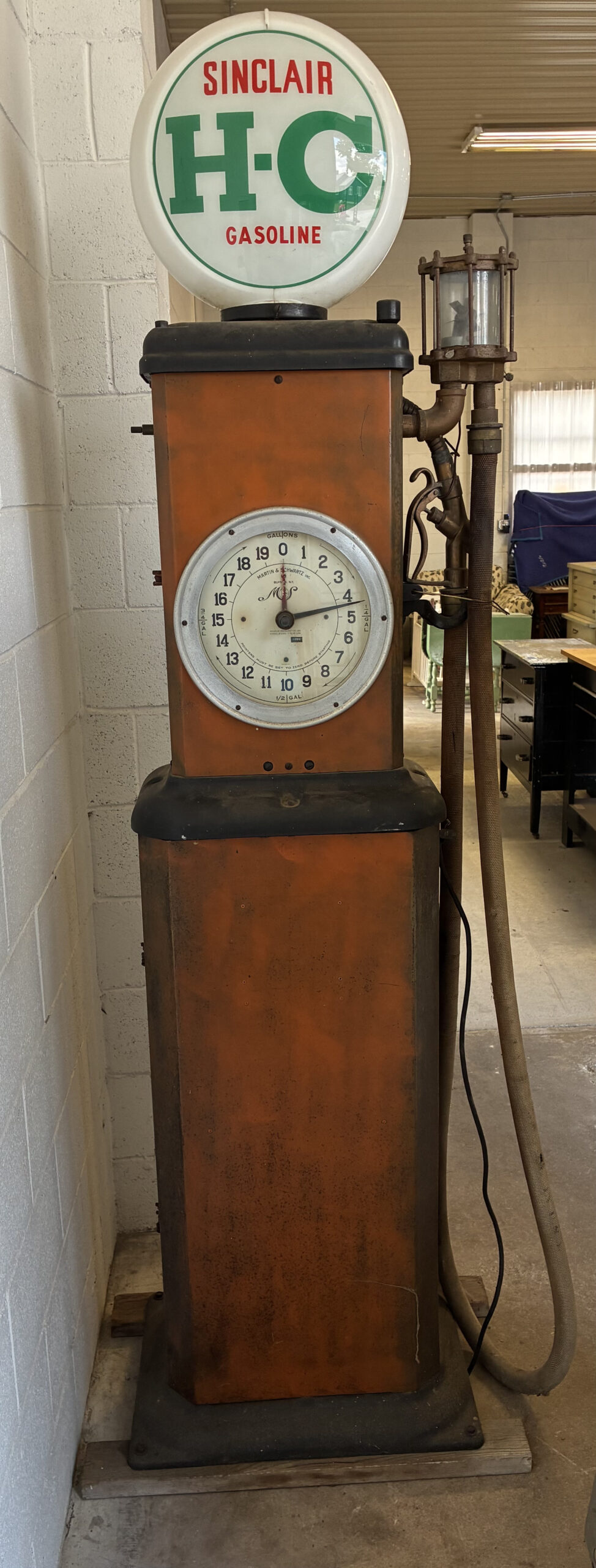 Lehde Auction Service – Large or Small, Your Auction Deserves a Good Call!